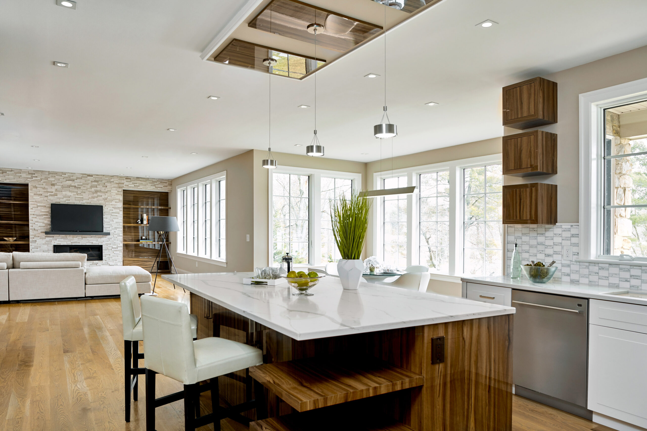 V Squared Studio – V Squared Studio